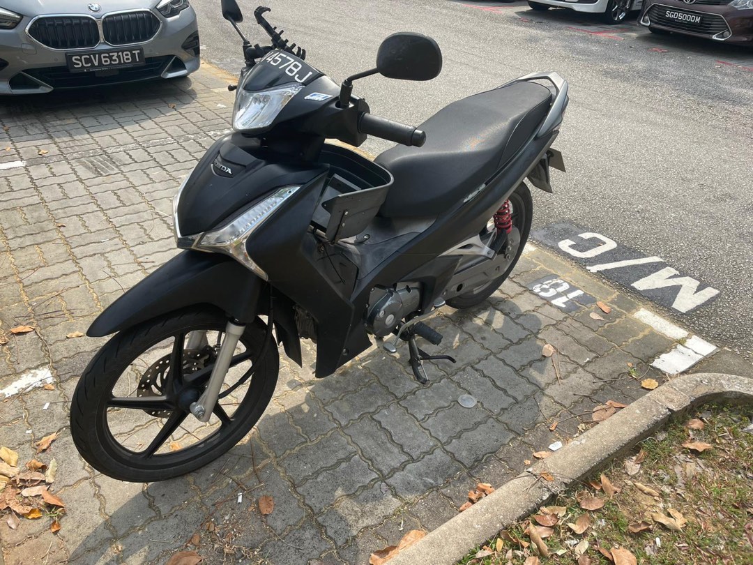 Honda Wave, Motorcycles, Motorcycles for Sale, Class 2B on Carousell