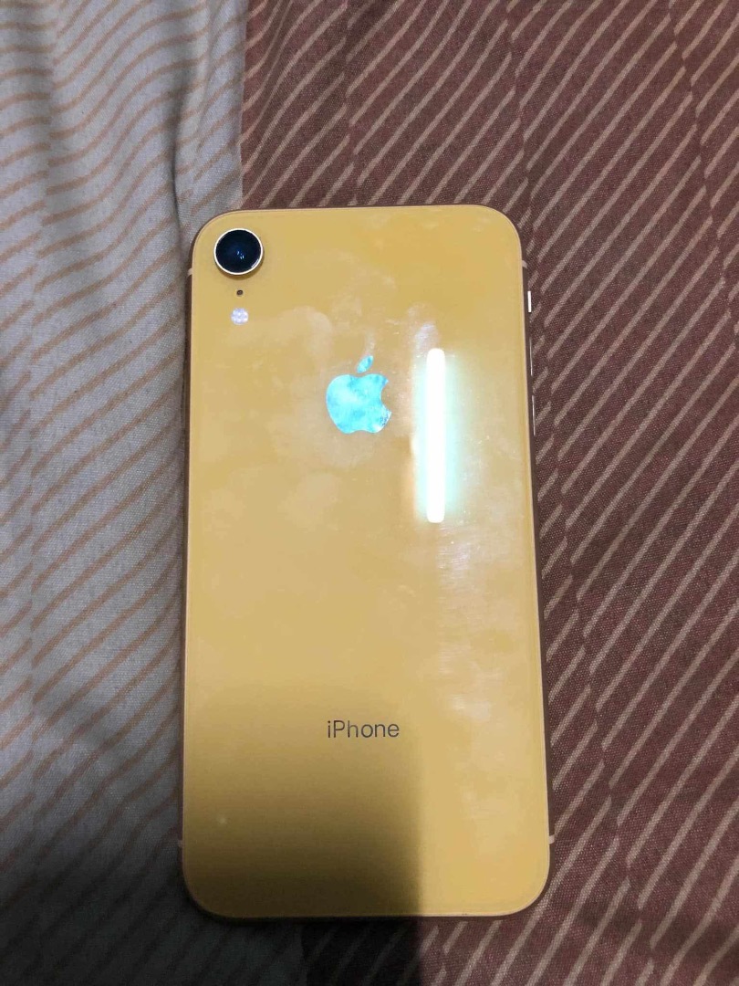 Iphone Xr Yellow 128gb No issue, Mobile Phones & Gadgets, Mobile Phones ...