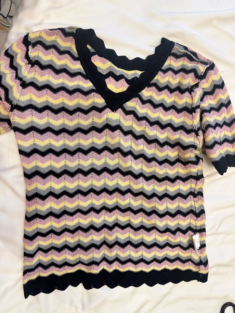 Knit wear, Women's Fashion, Tops, Blouses on Carousell