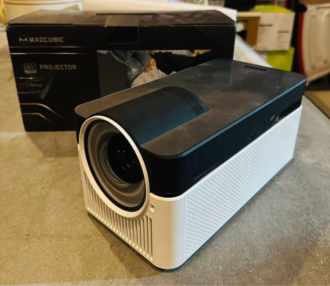 MAGCUBIC Projector, TV & Home Appliances, TV & Entertainment ...