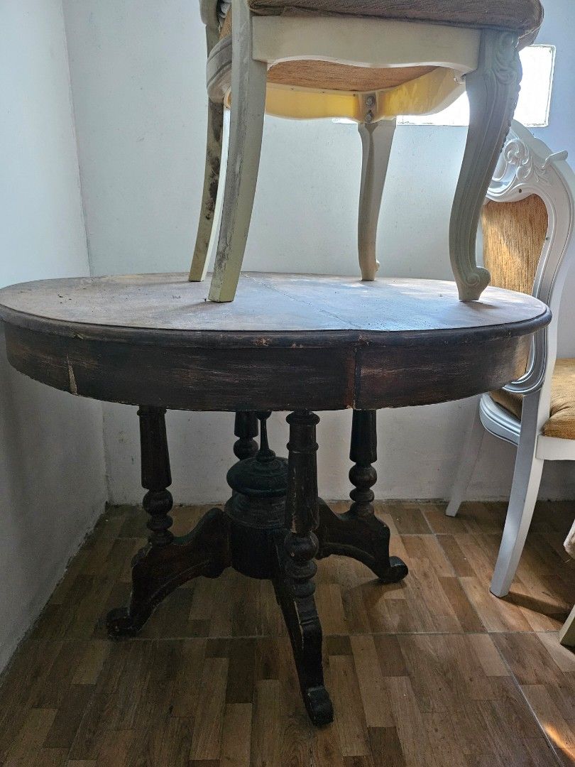 Meja Kayu, Antik, Furnitur di Carousell