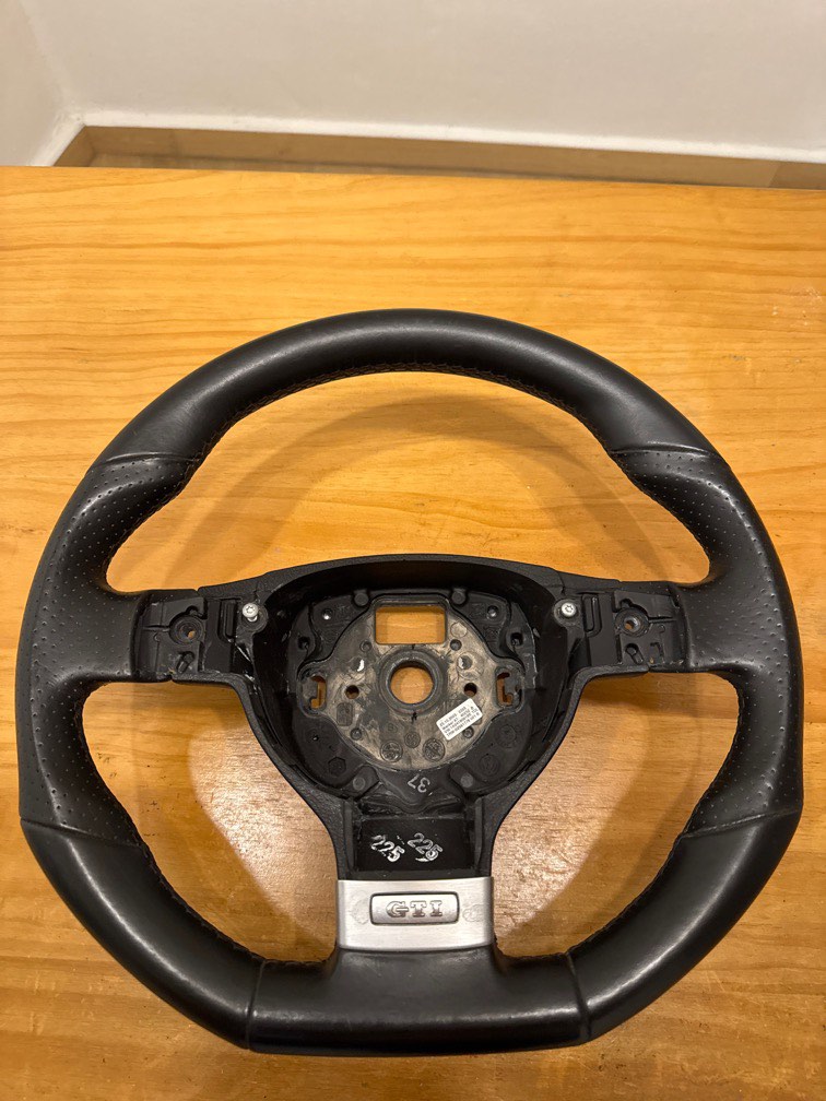 MK5 GTI Steering Wheel, Car Accessories, Accessories on Carousell