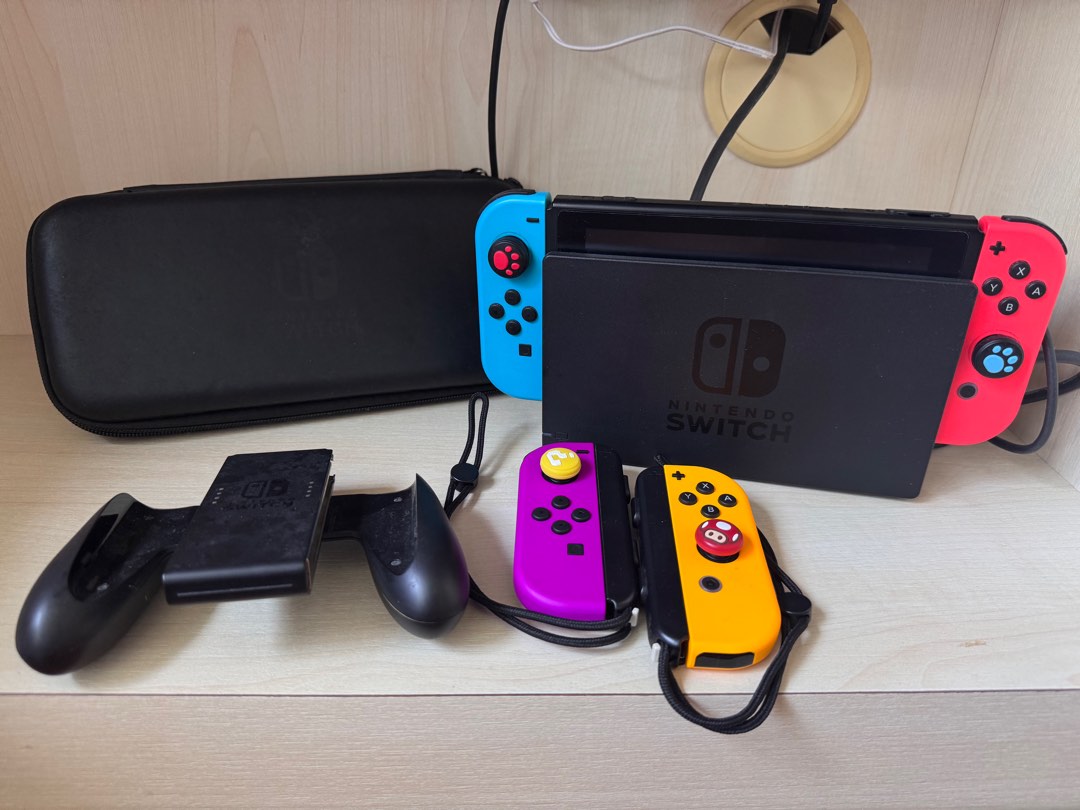 Nintendo Switch (Gen 1) Console, Video Gaming, Video Game Consoles ...