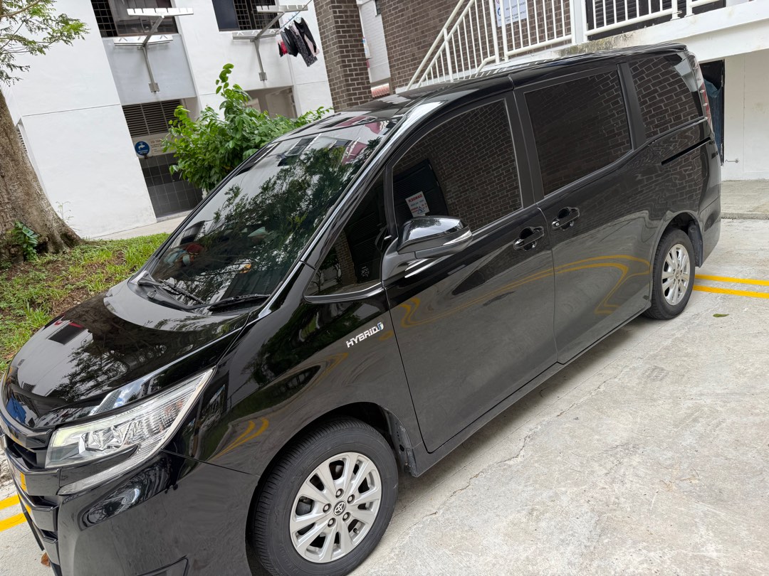 Noah Relief driver needed on Carousell