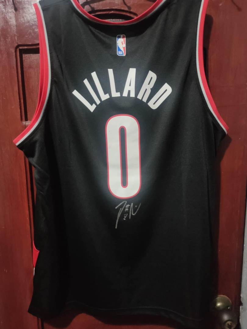 Signed and Authenticated w/qr code Fanatics Dame Lillard Jersey, Men's ...
