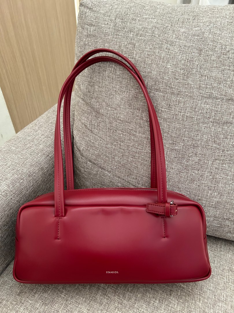 Stand Oil More Baguette Bag - Red Wine, Barang Mewah, Tas & Dompet di ...