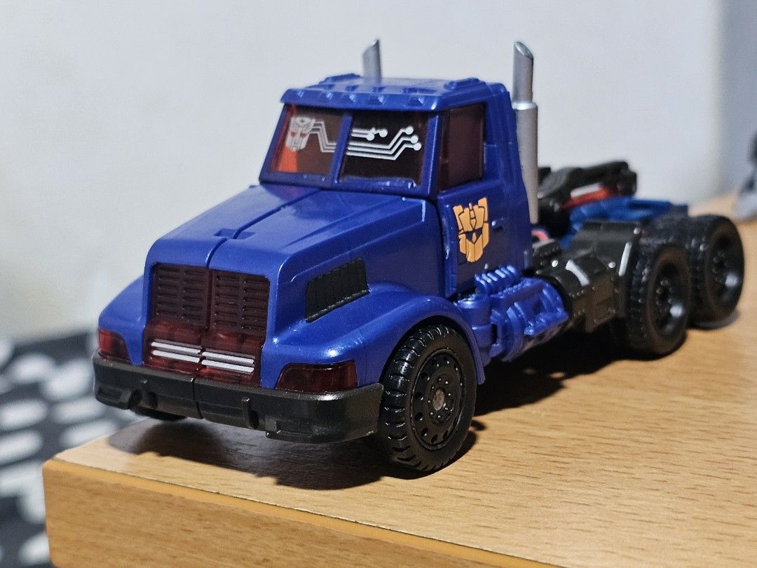 Transformers G2 Combat Optimus Prime, Hobbies & Toys, Toys & Games on ...