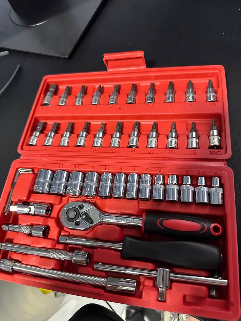 46pcs Socket & Screwdriver Tool Set | All-in-One Kit, Furniture & Home Living, Home Improvement ...