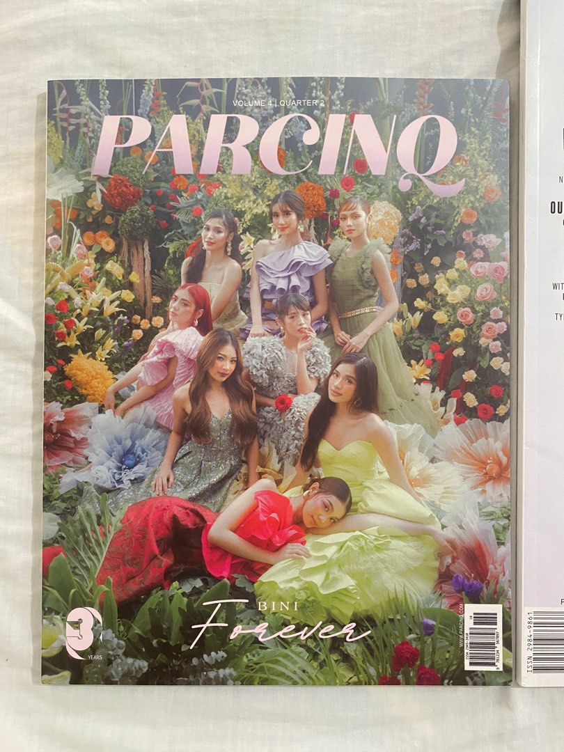 BINI Parcinq Billboard Magazine + complete set of photo prints ...