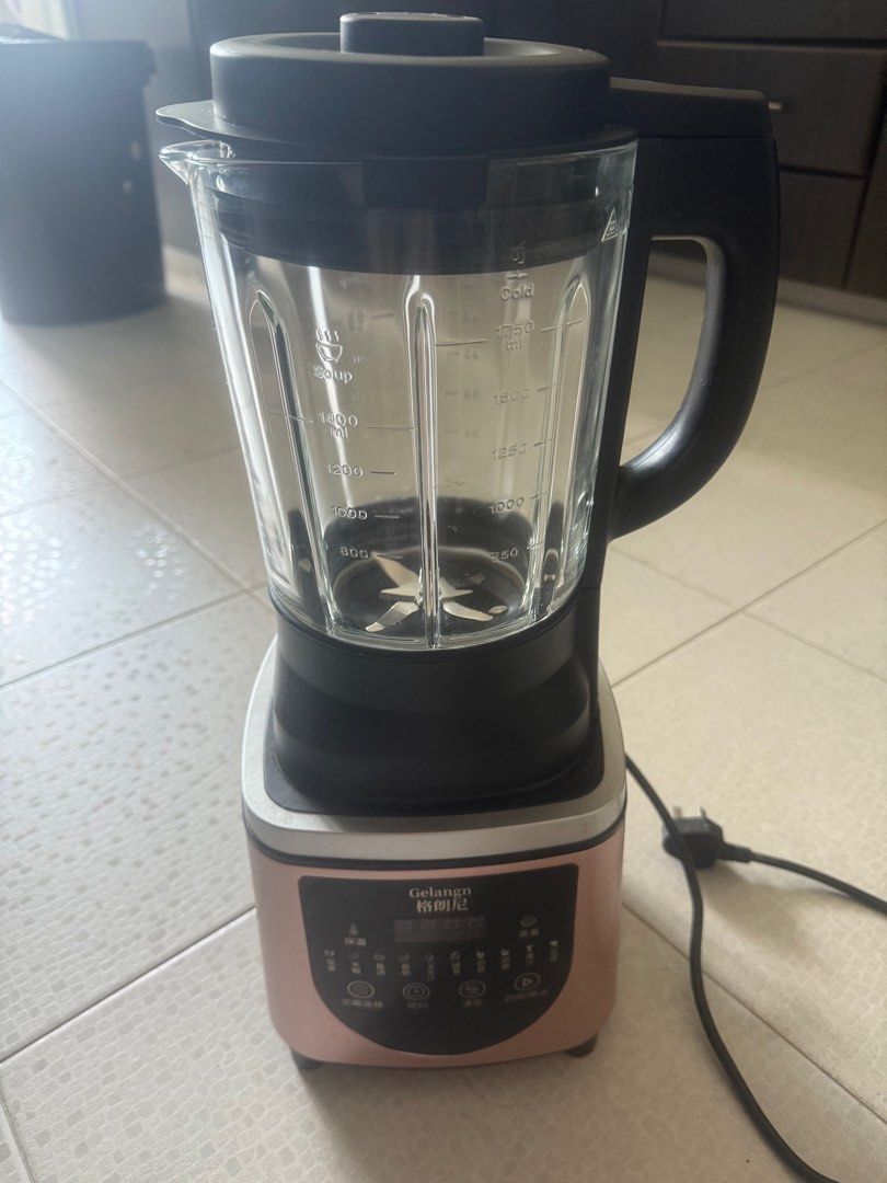 Blander and cooker in one, Garage Sale on Carousell