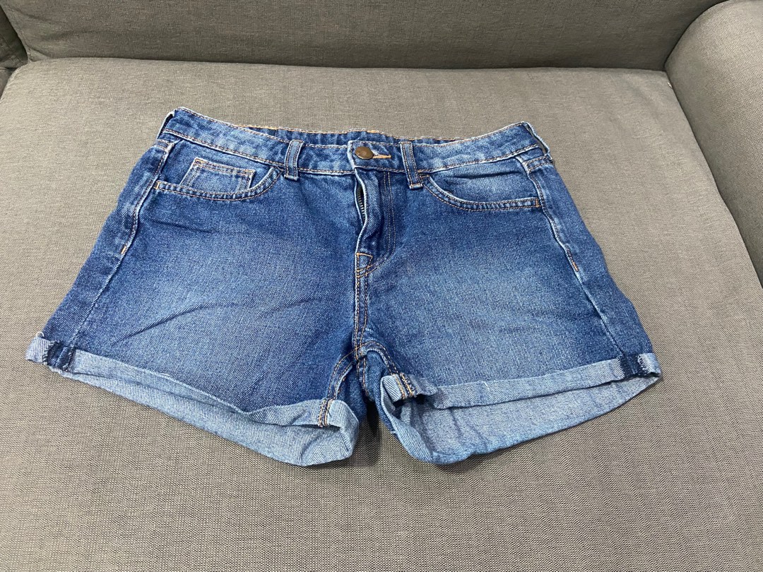 Classic Denim Jeans (BUNDLE OF 2), Women's Fashion, Bottoms, Shorts on ...