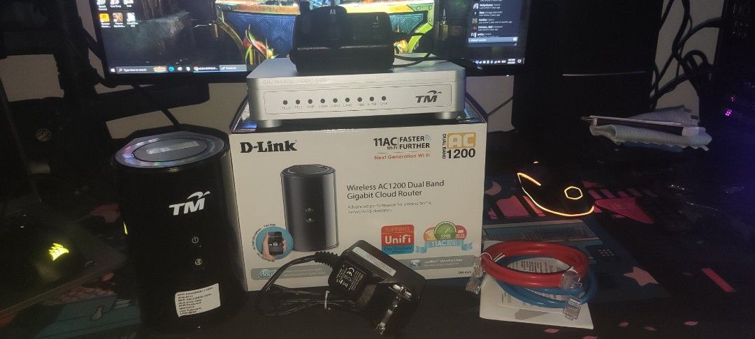 D-Link DIR-850L Wireless AC1200 Router + Alcatel Lucent I-240G-T Fiber Modem (TM Unifi ...