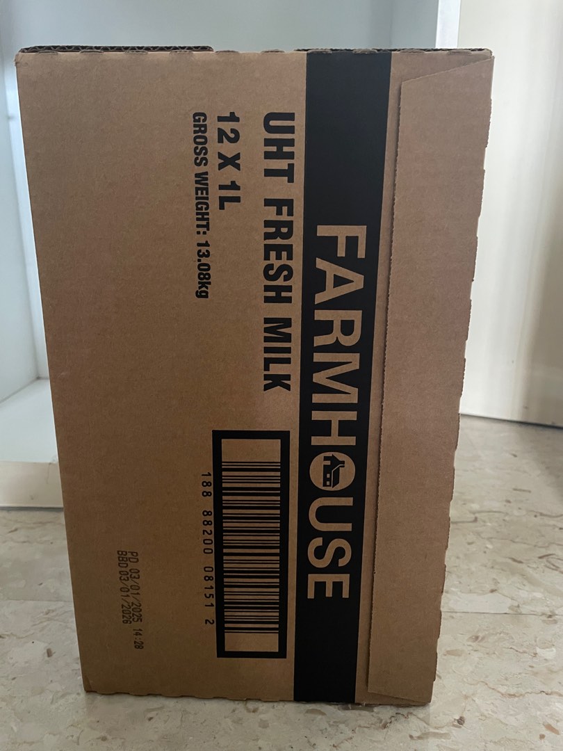 FARMHOUSE UHT FRESH MILK 12*1L, Food & Drinks, Beverages on Carousell