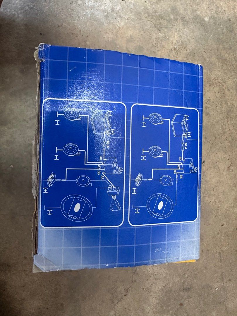 Hella signal horn set, Auto Accessories on Carousell