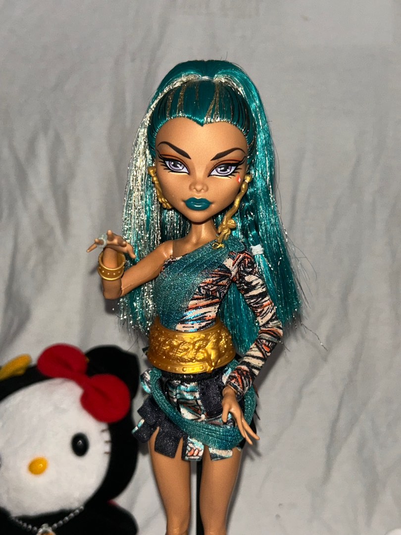 Monster High Nefere De Nile doll, Hobbies & Toys, Toys & Games on Carousell