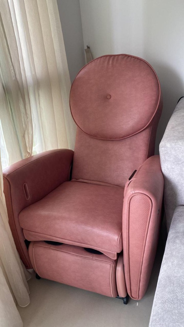 OSIM UDiva 2 Massage Chair, Health & Nutrition, Massage Devices on ...