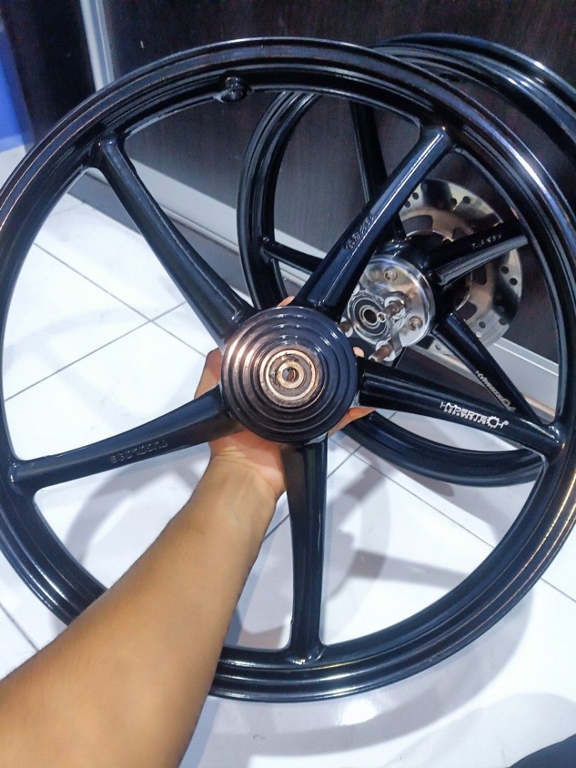 Rim 5 batang Hypertech RC522 size 1.6/1.6x17, Auto Accessories on Carousell