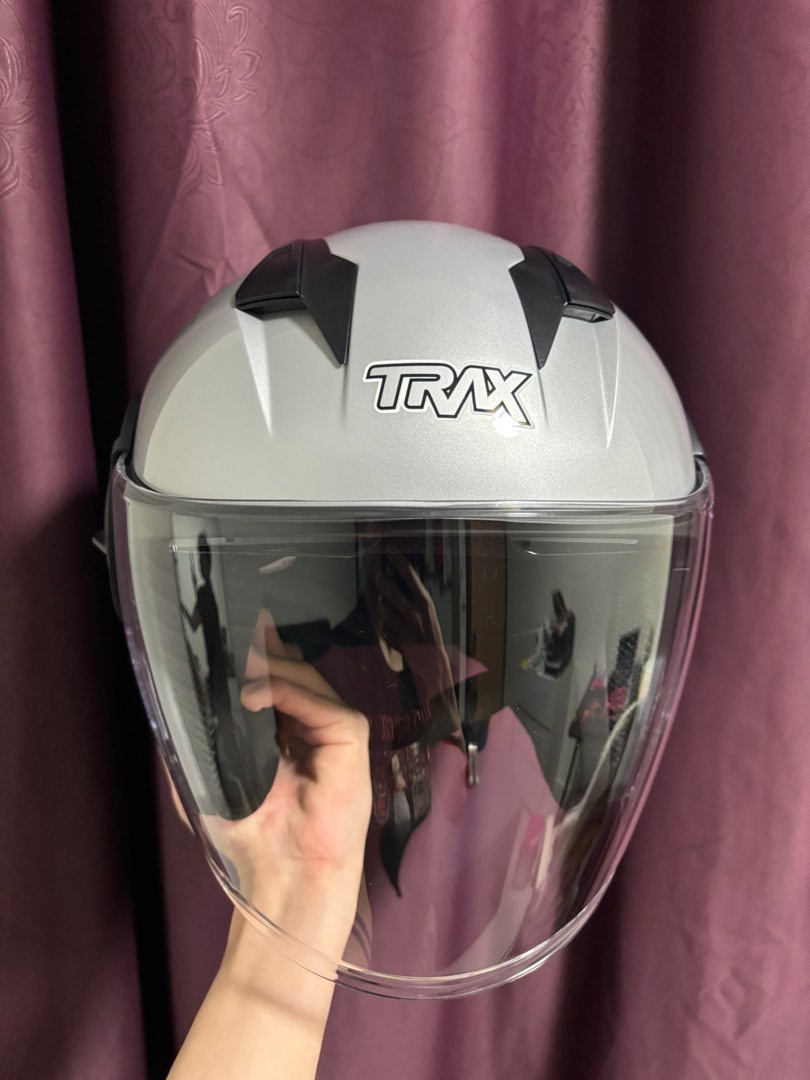 Trax Helmet, Motorcycles, Motorcycle Apparel on Carousell