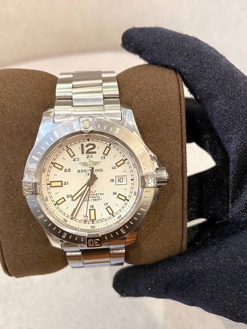 BREITLING COLT REF A17388 44MM AUTOMATIC WATCH, Luxury, Watches on Carousell