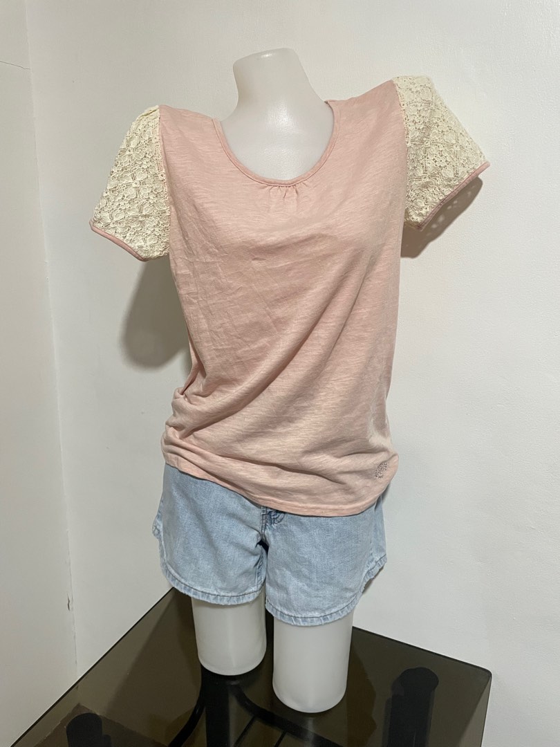 Cinema Club Japan Cut Tag Puff Sleeve T-Shirt, Women's Fashion, Tops ...