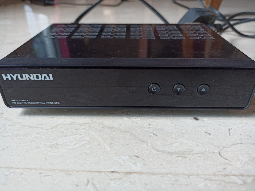Digital TV Terrestrial Receiver, TV & Home Appliances, Electrical, Adaptors & Sockets on Carousell