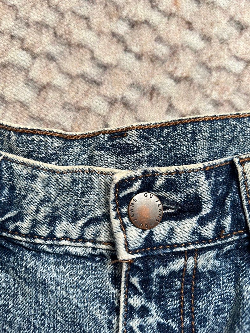 GU Baggy Jeans, Men's Fashion, Activewear on Carousell