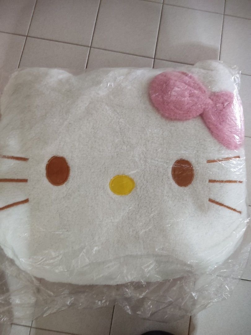 Hello Kitty Soft Toy, Hobbies & Toys, Toys & Games on Carousell