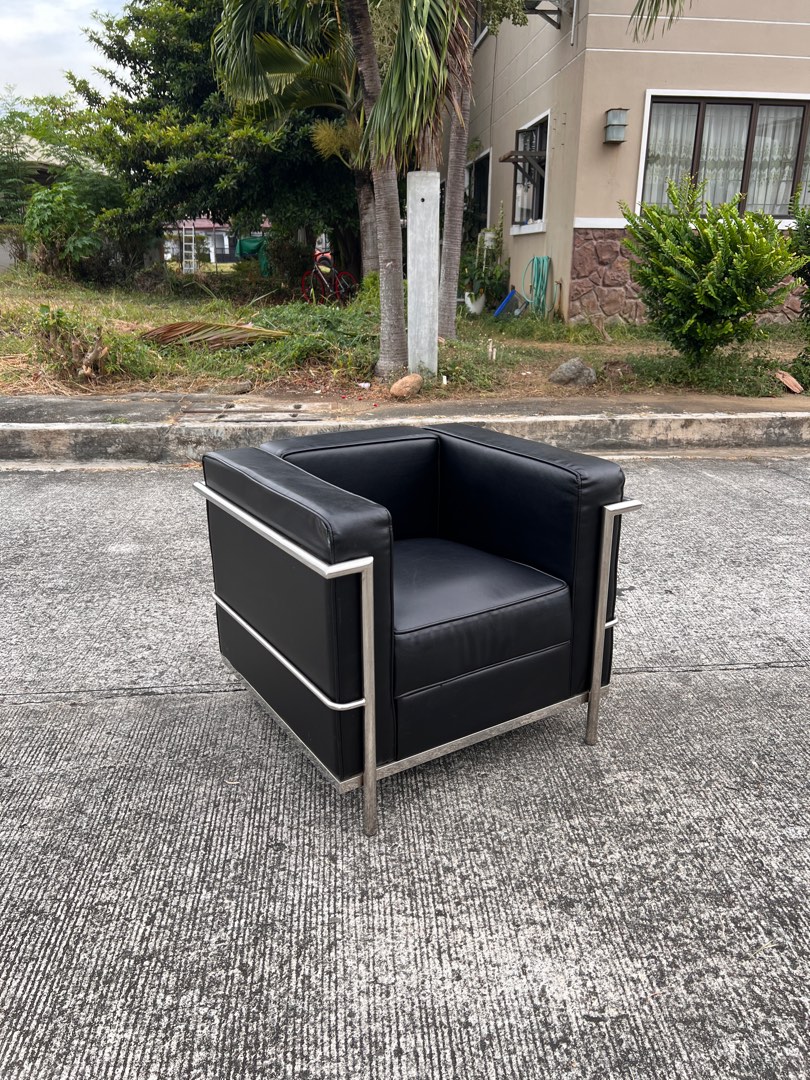 LC2 style lounge chair, design 1928., Furniture & Home Living ...