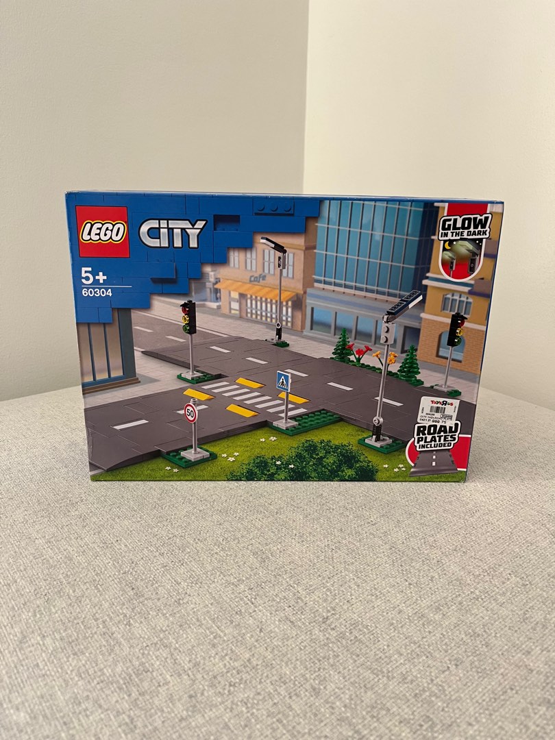 Lego City Road Plates (60304) and Baseplate, Hobbies & Toys, Toys ...