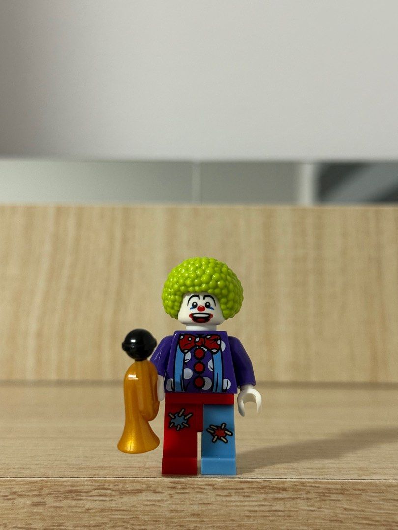 Lego Clown Minifigure, Hobbies & Toys, Toys & Games on Carousell