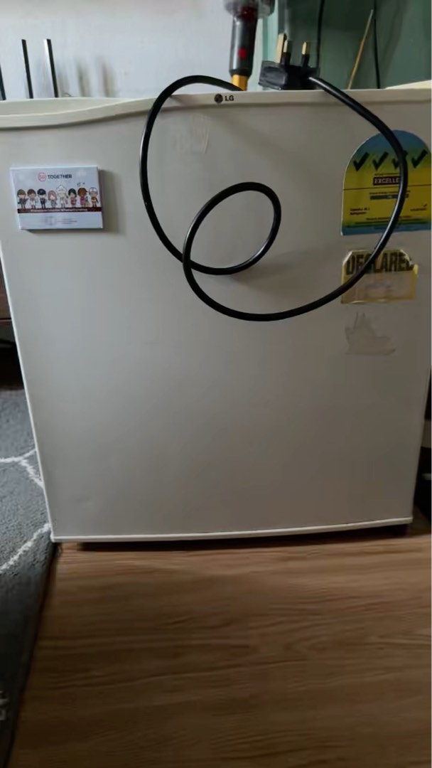 LG Mini Fridge, Furniture & Home Living, Bathroom & Kitchen Accessories ...