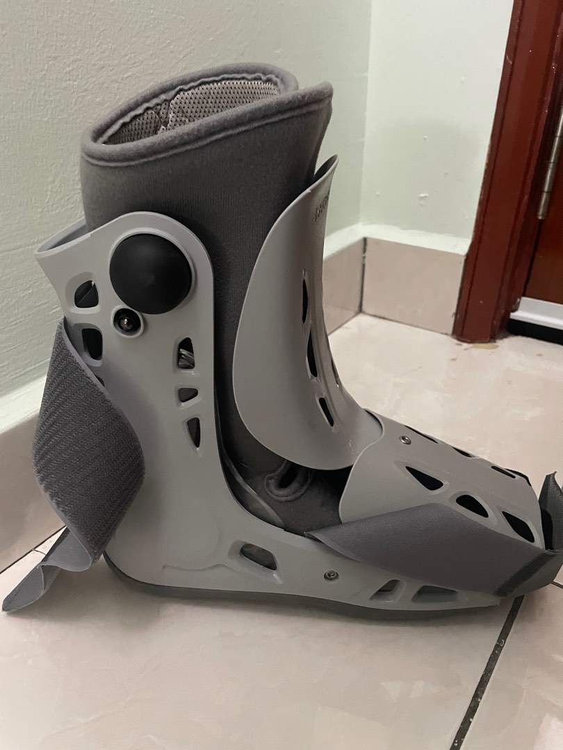 Medical broken foot fractured foot airsoft walker boot walking aid ...