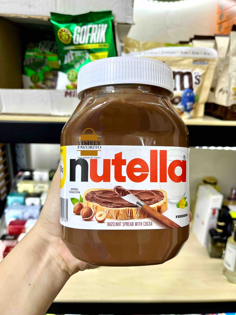 Nutella Hazelnut Spread with Cocoa 900g, Food & Drinks, Packaged ...