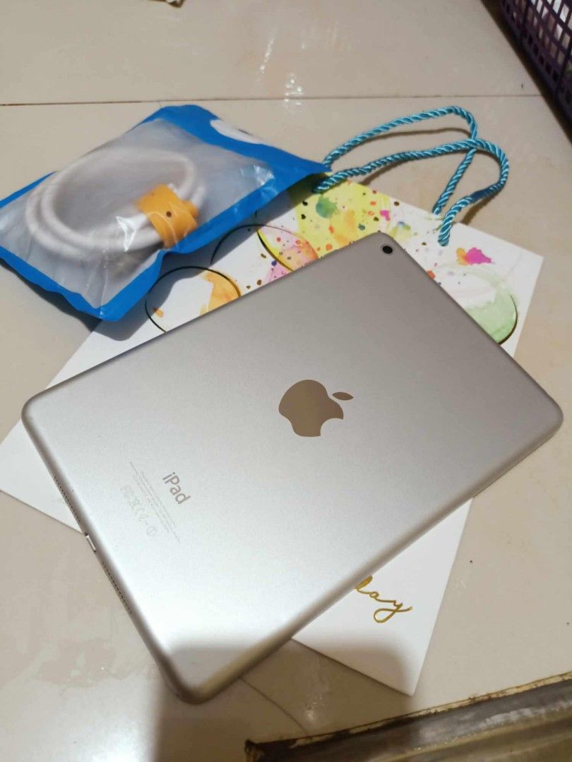 Original ipad mini good as new no issue unli check and reset bago ...