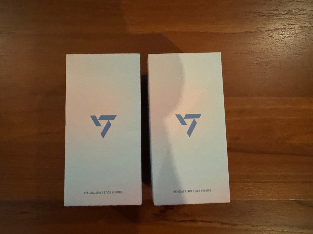 Seventeen mini caratbong keychain v3, Hobbies & Toys, Memorabilia ...