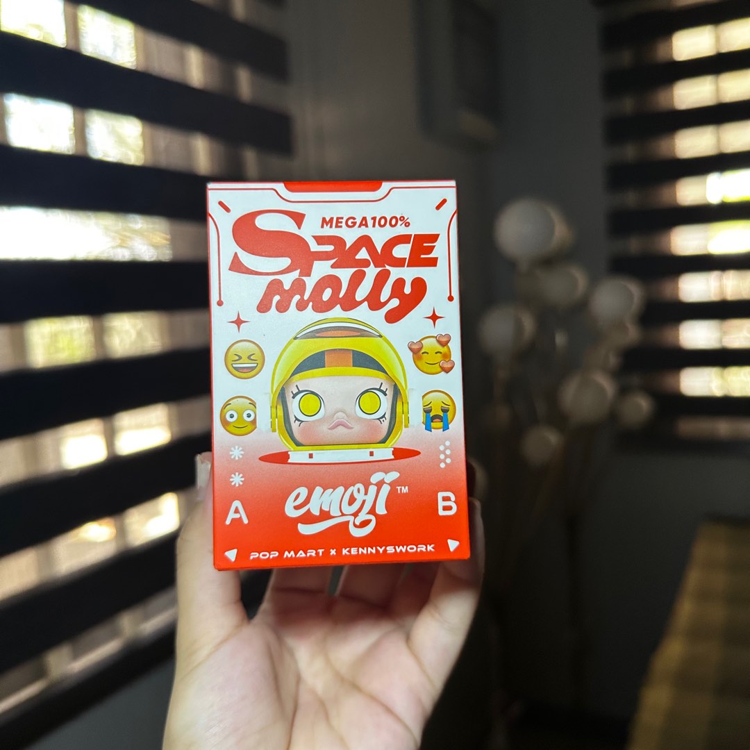 space molly emoji, Hobbies & Toys, Toys & Games on Carousell
