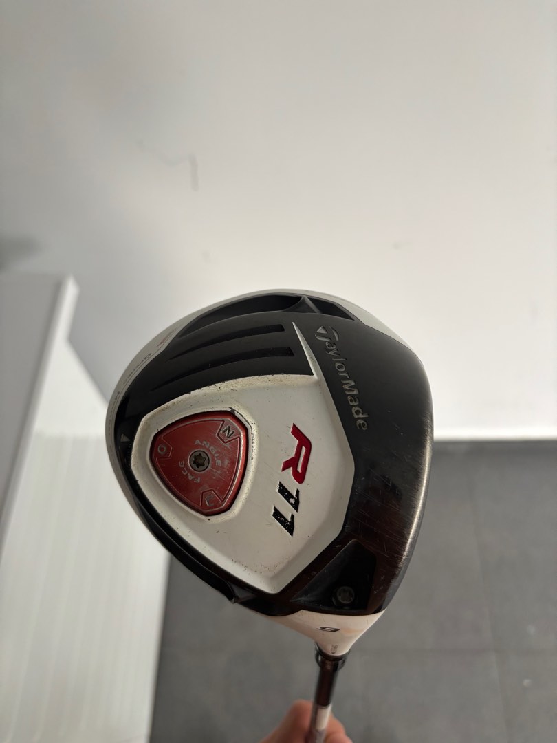 Taylormade R11 Driver + Fujikura 60R Shaft, Sports Equipment, Sports ...
