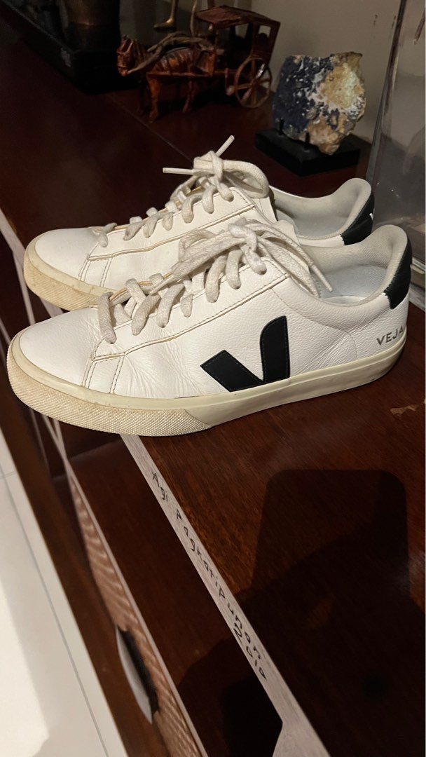Veja Campo, Men's Fashion, Footwear, Sneakers on Carousell