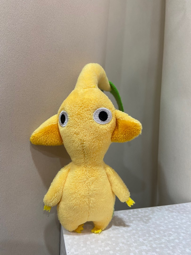 Yellow Pikmin Plush, Hobbies & Toys, Toys & Games on Carousell