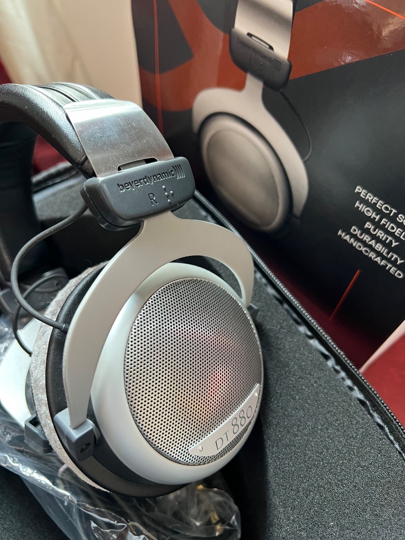 Beyerdynamic DT880 Edition 600ohms, Made in Germany, Audio, Headphones ...