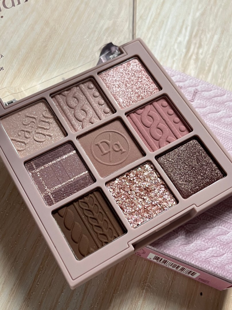 Dasique 9 colour eyeshadow palette in 16 violet knit, Beauty & Personal ...