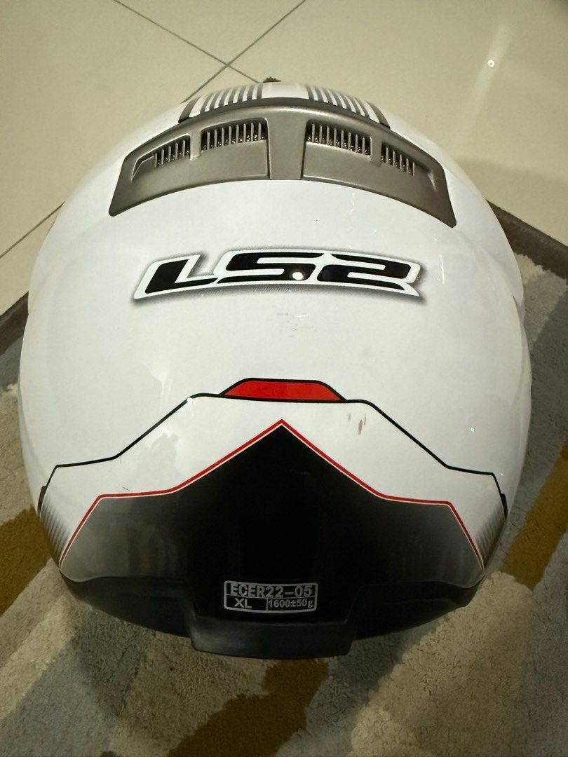 LS2 flip up helmet, Everything Else, Others on Carousell