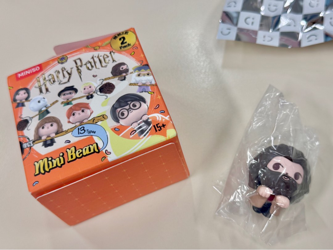 Miniso mini bean Harry Potter海格 迷你趴姿盲盒, 興趣及遊戲, 玩具 & 遊戲類 - Carousell