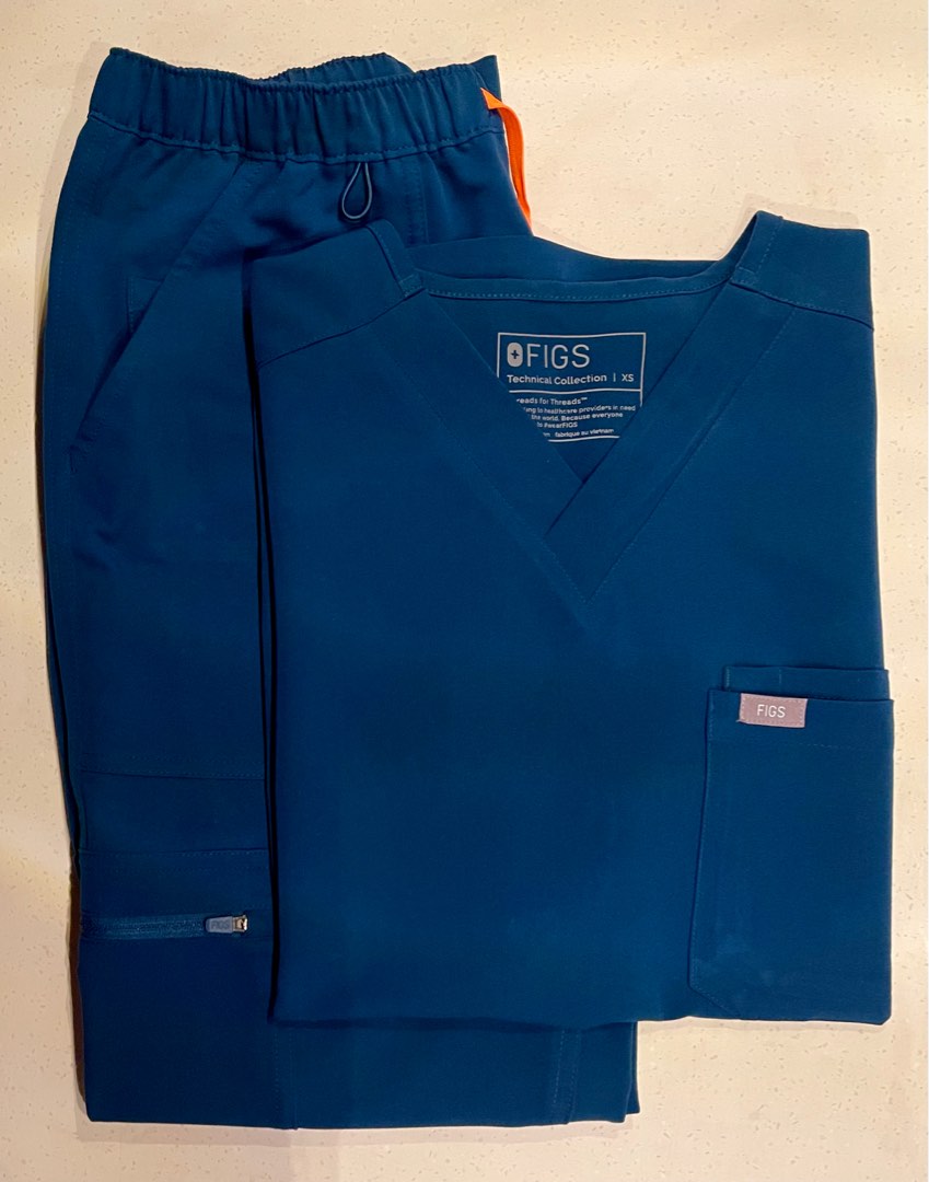 Original FIGS Scrubs Set - Deep Reef, Health & Nutrition, Medical ...