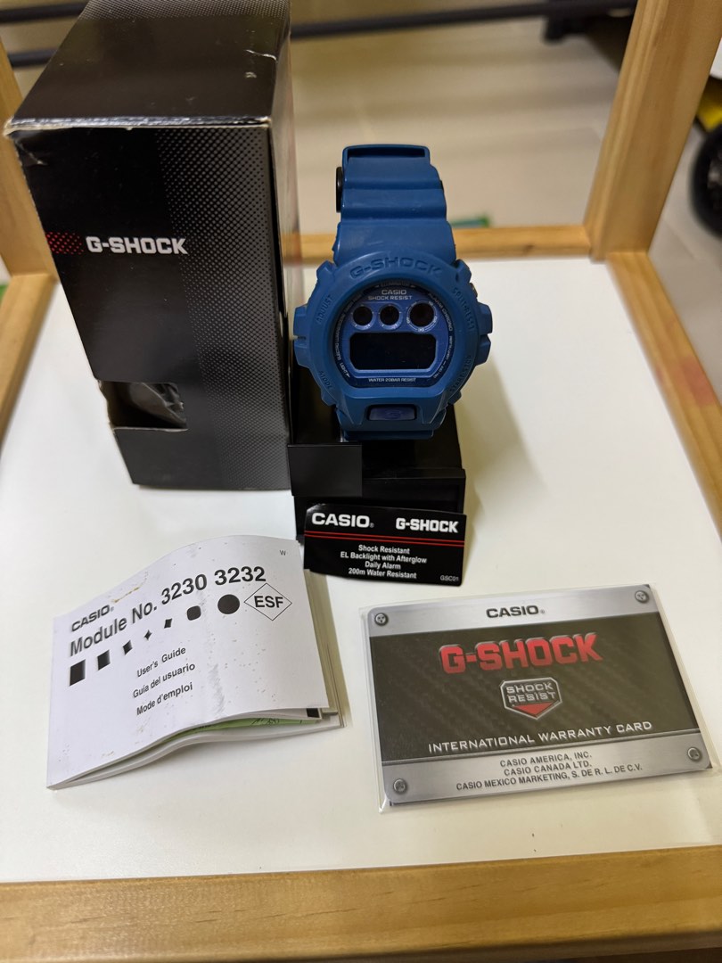 Custom Smurf DW 6900, Men's Fashion, Watches & Accessories, Watches on ...