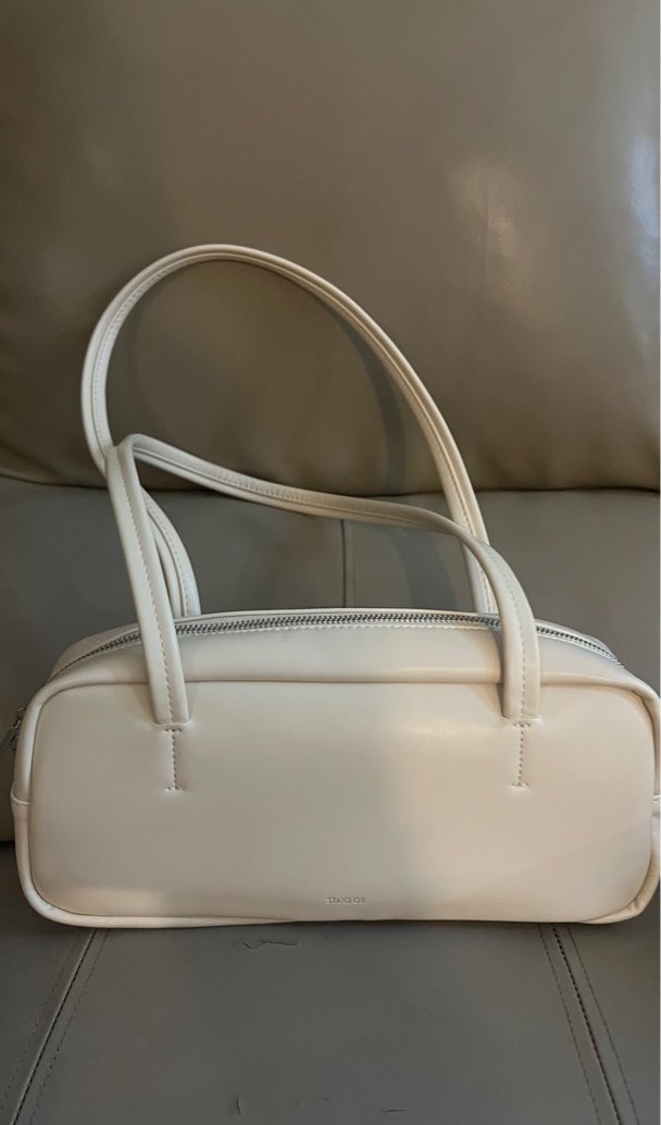 Stand Oil More Baguette Bag, Fesyen Wanita, Tas & Dompet di Carousell