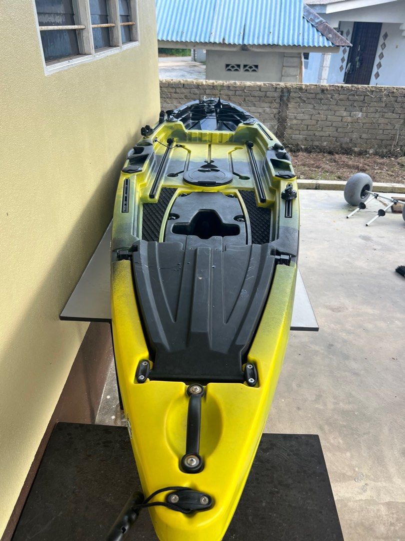 Sunshine GT hybrid Kayak, Sports Equipment, Fishing on Carousell