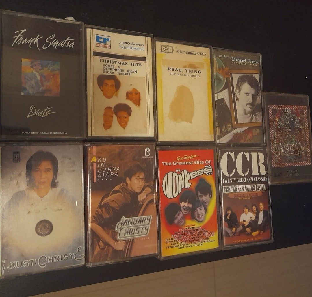[TAKE ALL] Kaset Jadul Radio Frank Sinatra, Chrisye, The Moonkees, Michael Franks, Creedence ...
