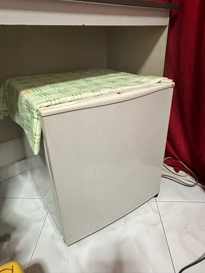 Used Mini Fridge and Creative inspire Spkr, TV & Home Appliances ...