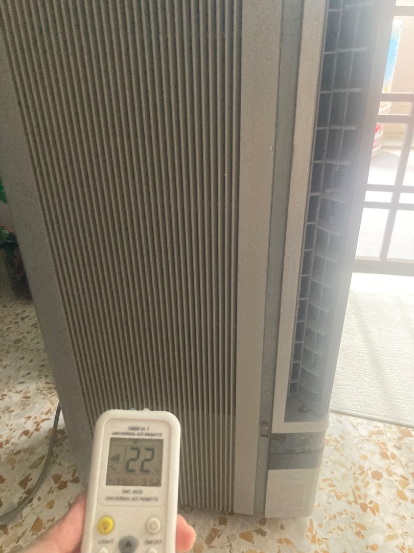 Used window aircon 5k btu mitsubishi tiara, TV & Home Appliances, Portable Air Conditioners ...